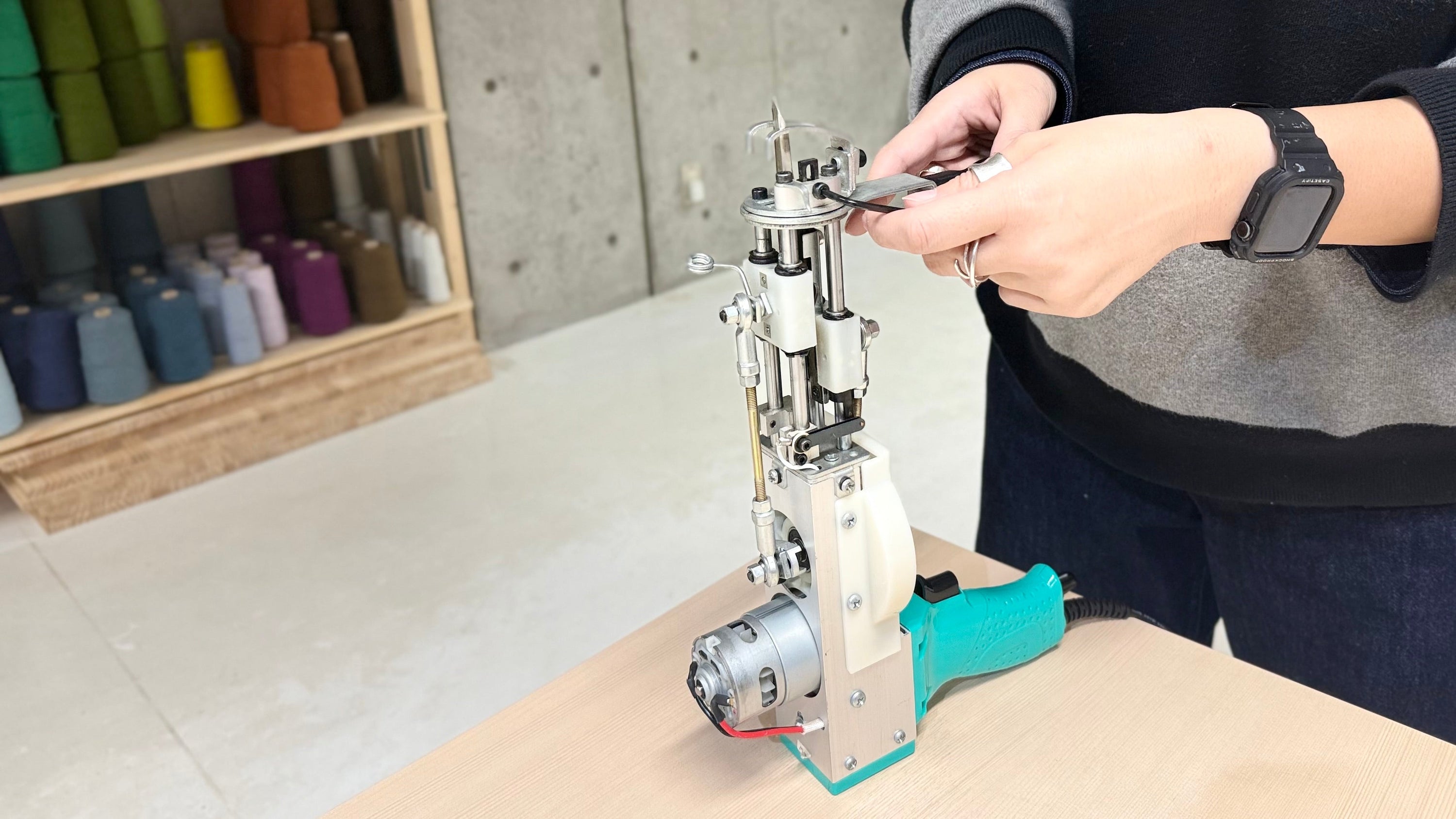 How to Switch Between Cut and Loop on the AK-DUO | Complete Beginner's ...